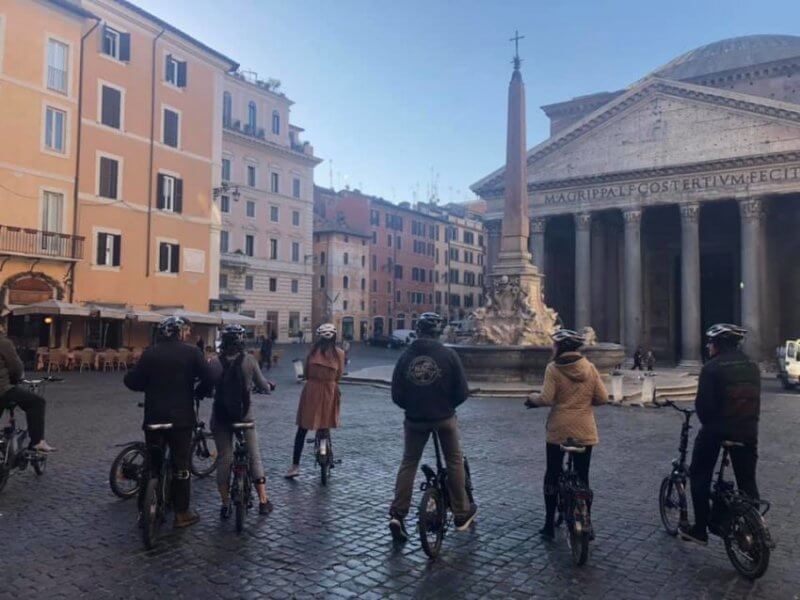 Visiter Rome en vélo avec un guide francophone vous tente